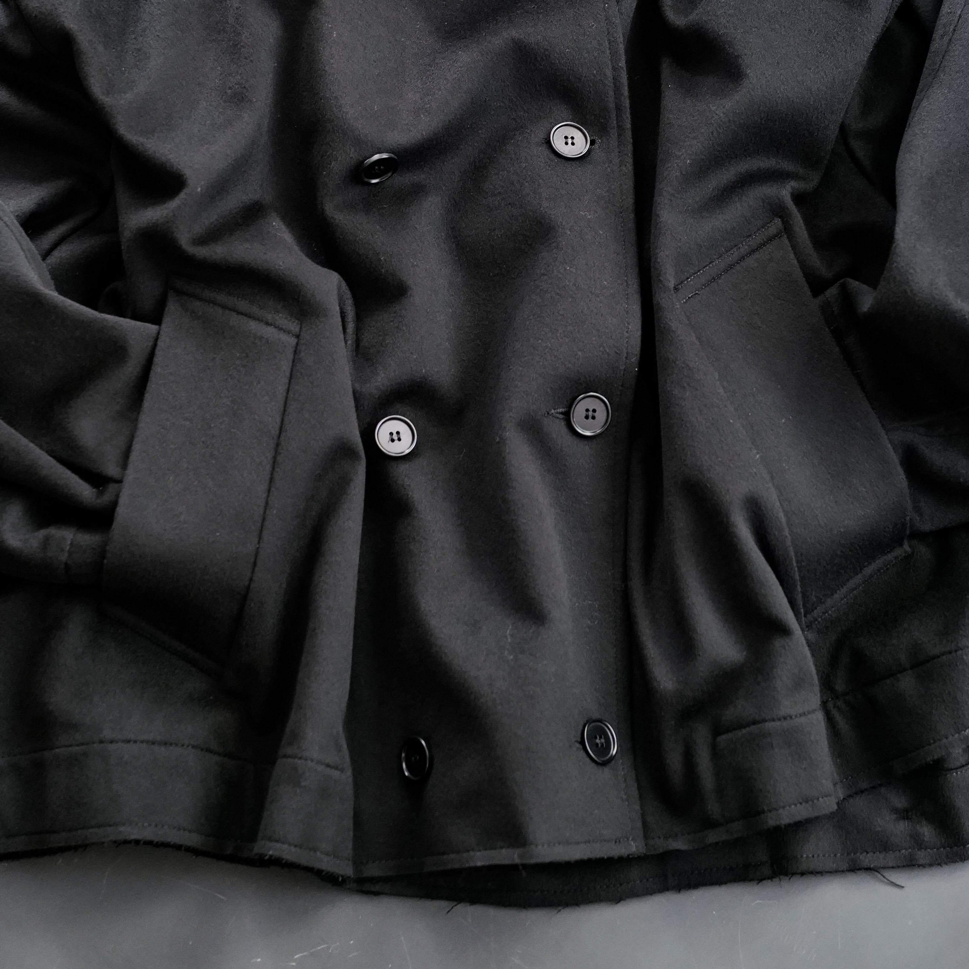 HEAVY WOOL CROPPED OVERSIZED JACKET – ABOUT