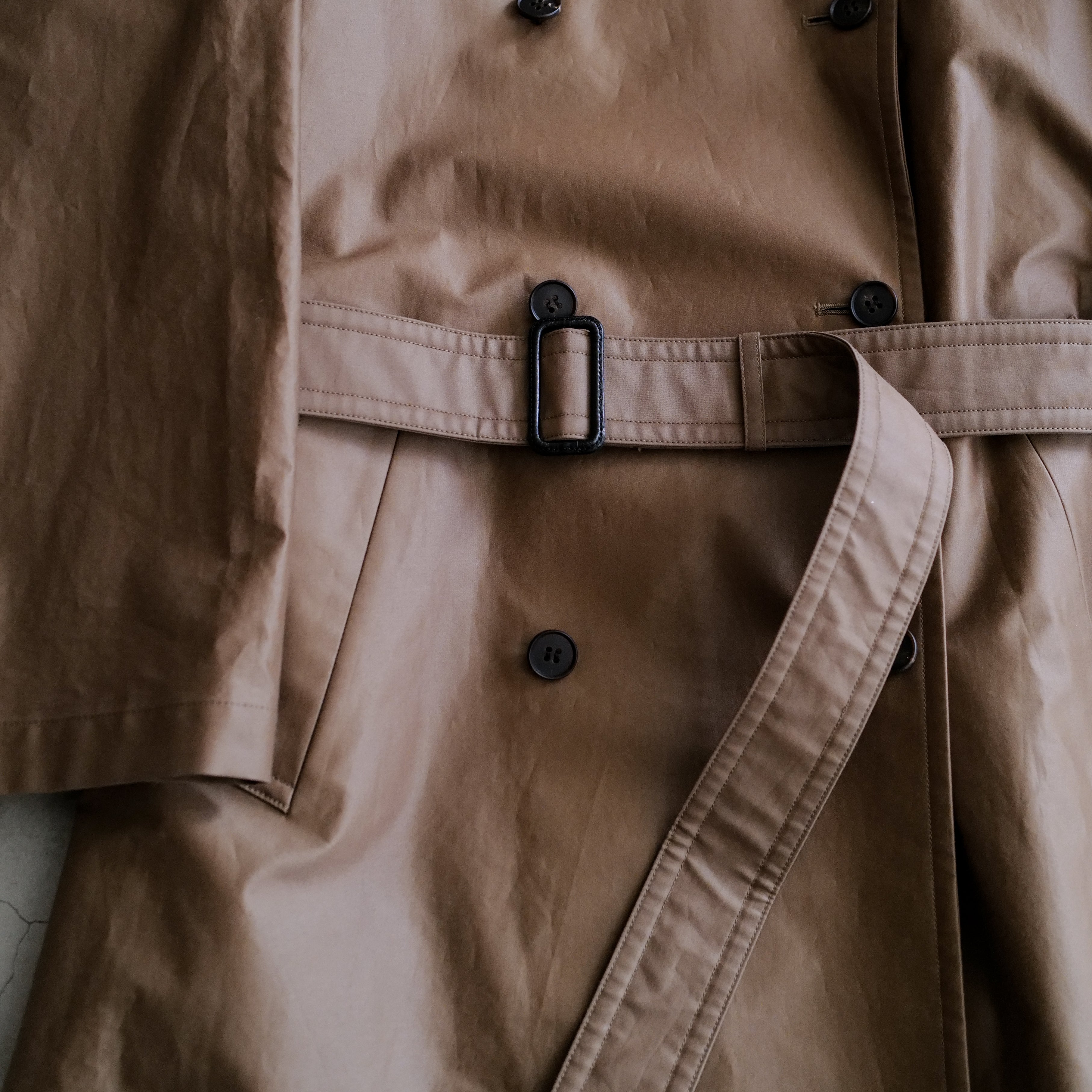 TECHNICAL COTTON OVER SIZING UNLINED TRENCH COAT – ABOUT